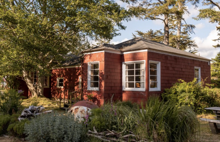 The 40s - Sou'wester Lodge