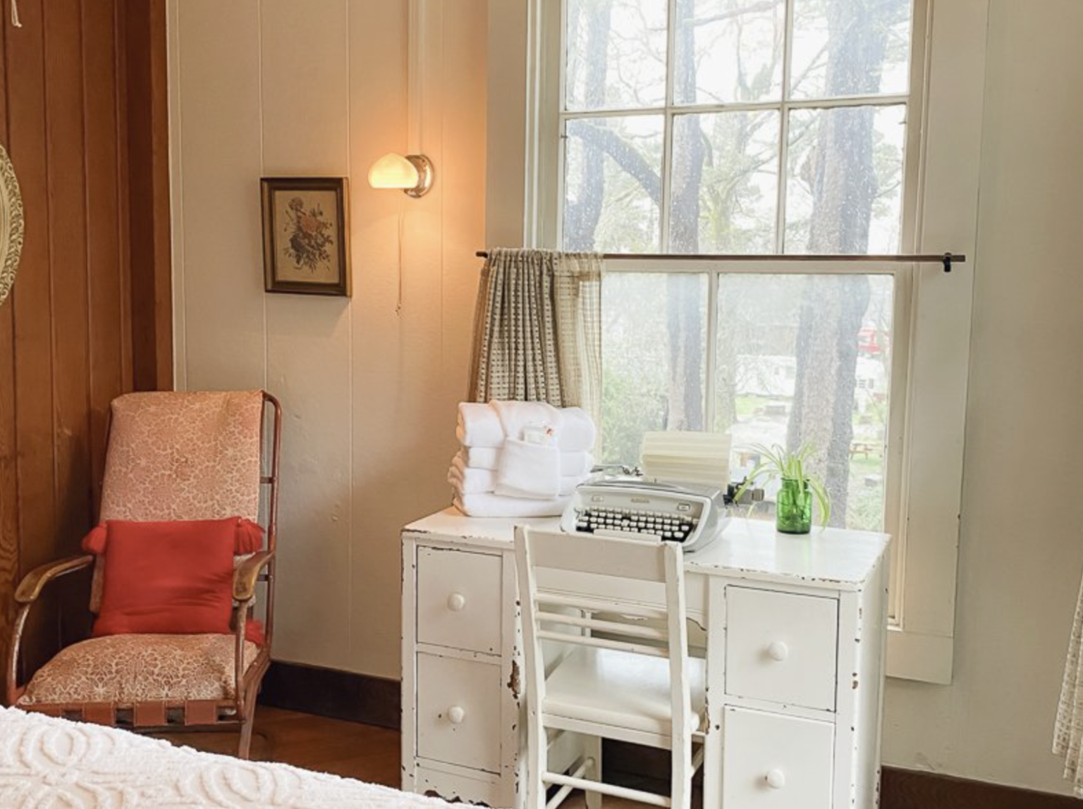 The Red Room - Sou'wester Lodge